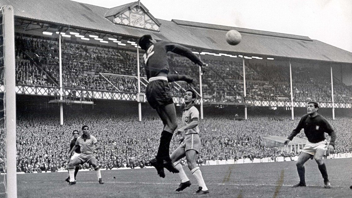 António Simões Goal 15' | Portugal v Brazil | 1966 FIFA World Cup England™