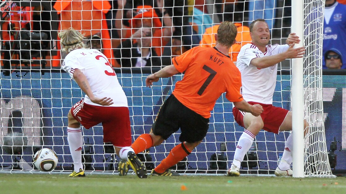 Dirk Kuyt Goal 84' | Netherlands v Denmark | 2010 FIFA World Cup South ...
