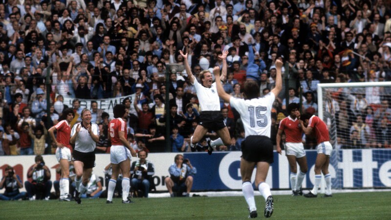 Karl-Heinz Rummenigge Goal 9' | Germany FR vs Chile | 1982 FIFA World ...