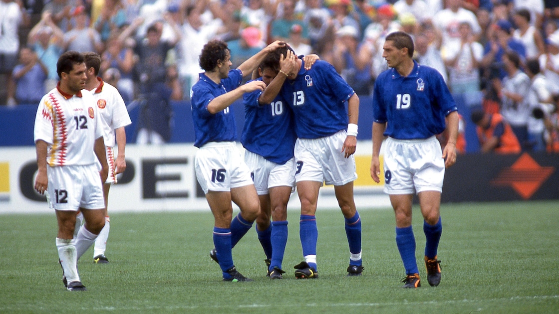 Roberto Baggio Goal 88' | Italy vs Spain | 1994 FIFA World Cup USA™