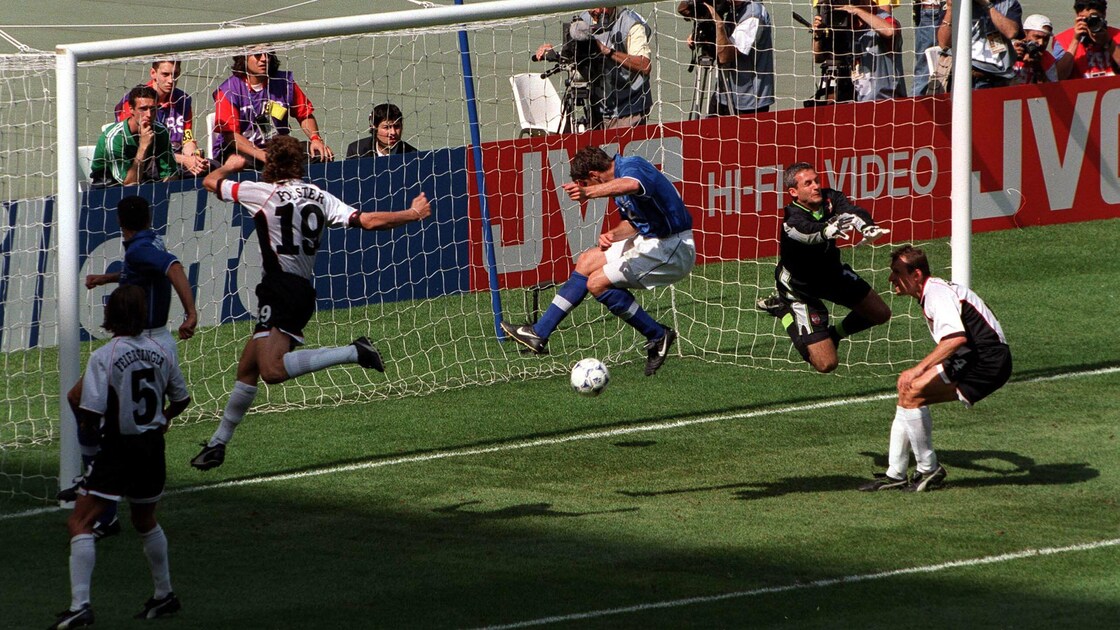 Christian Vieri Goal 48' | Italy vs Austria | 1998 FIFA World Cup France™