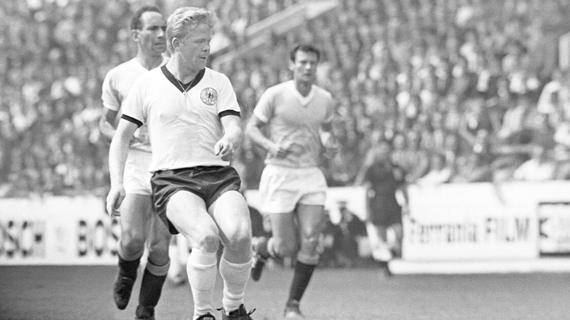 Helmut Haller Goal 11' | Germany FR v Uruguay | 1966 FIFA World Cup ...