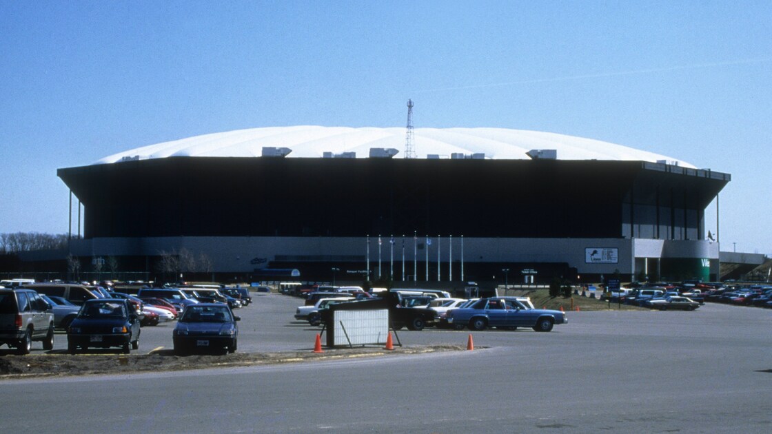 Pontiac Silverdome, Pontiac