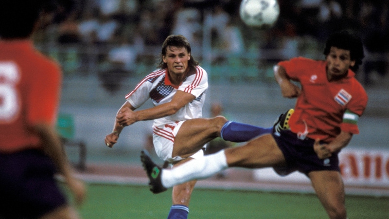 Tomáš Skuhravý Goal 12' | Czechoslovakia vs Costa Rica | 1990 FIFA ...