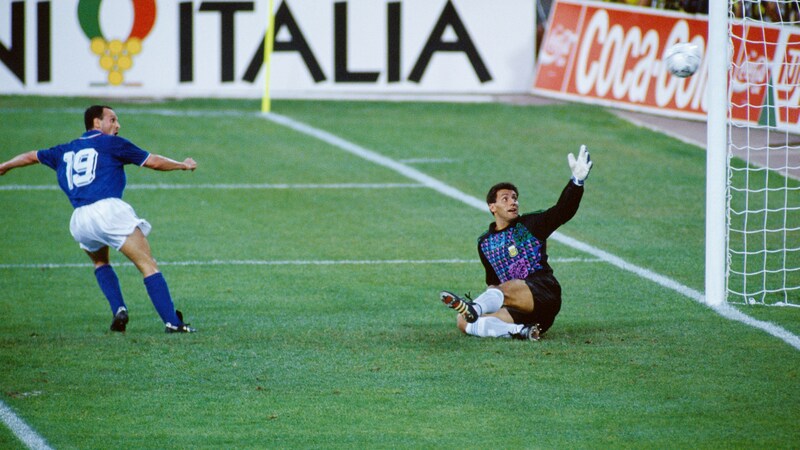 Salvatore Schillaci | Golden Shoe Award | 1990 FIFA World Cup Italy™