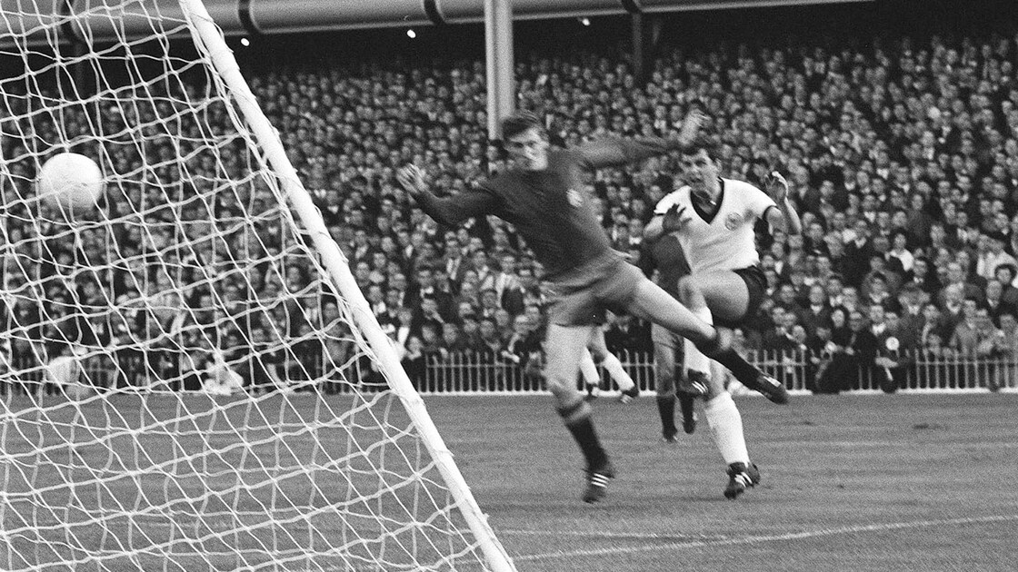 Lothar Emmerich Goal 39' | Germany FR v Spain | 1966 FIFA World Cup ...
