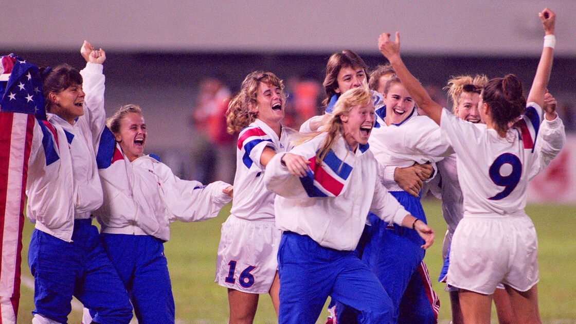Watch great goals scored at the FIFA Women's World Cup 1995™ for free ...